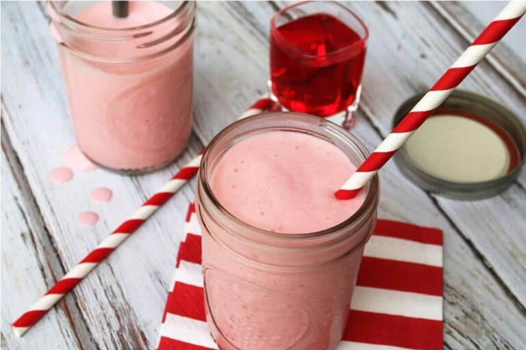 Cinco Ideias de Drinks para Utilizar o Xarope de Groselha - Doce Malu